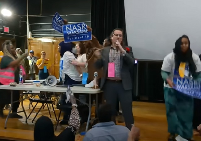 Total Chaos at Minnesota Democratic Farmer-Labor Party Event